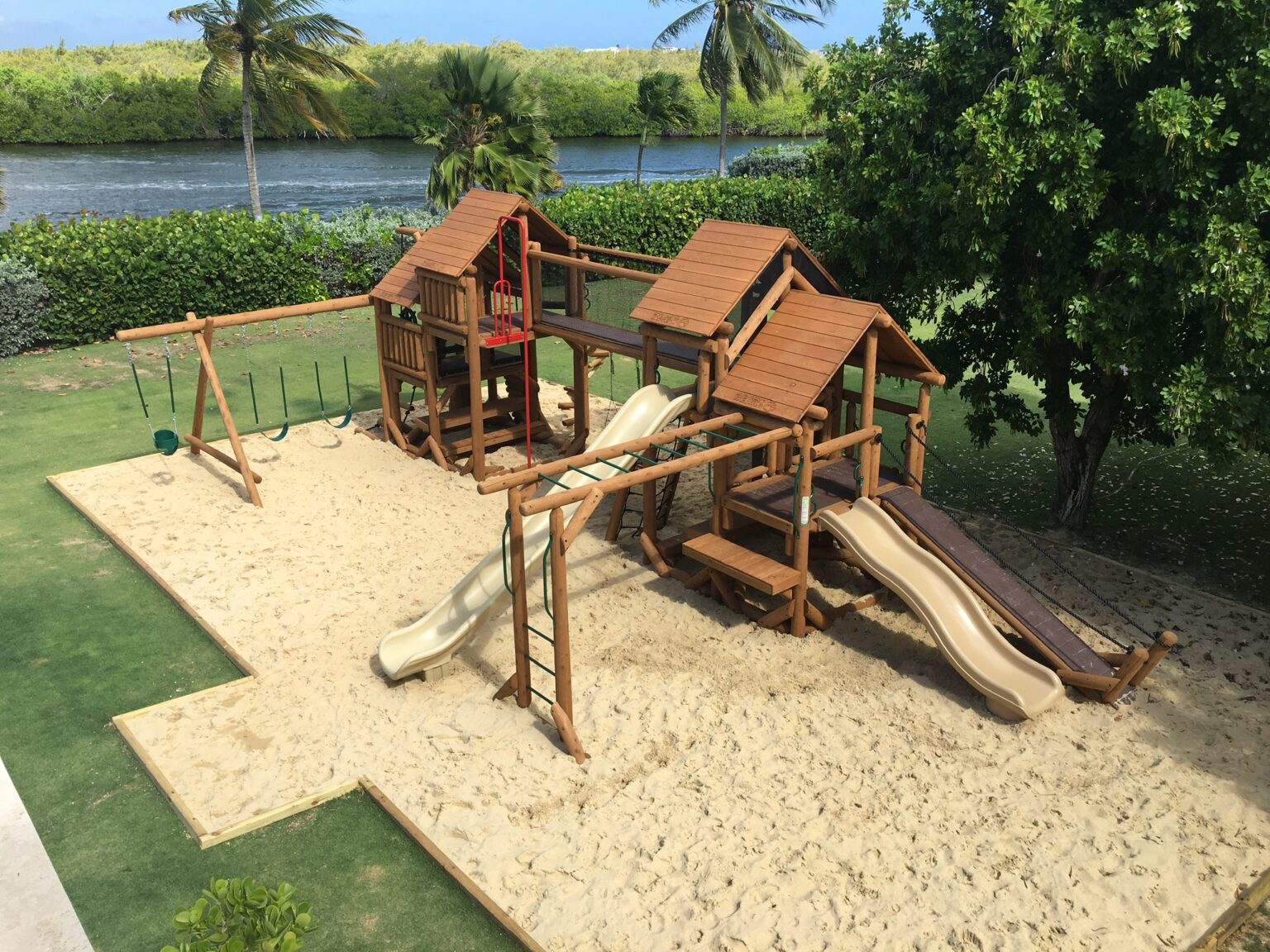 Cedar Playgrounds Rochester NY 2022 - Bears Playgrounds